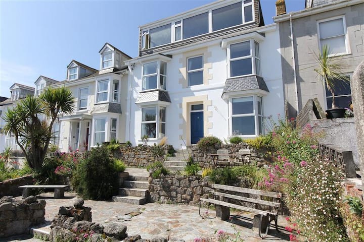 1 Bed In St Ives (Oc-barn27) - St Ives