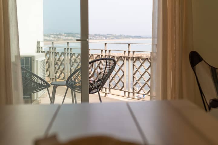 Beachside Chic Apartment [99] - Lagos