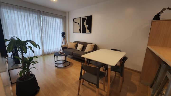 Modern 2-bedroom — Near Botanical Garden & Ecopark - Buenos Aires