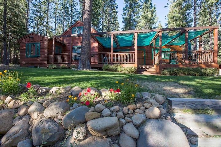 Ward Creek Retreat- Close To Skiing, Pet Friendly - Tahoe City, CA