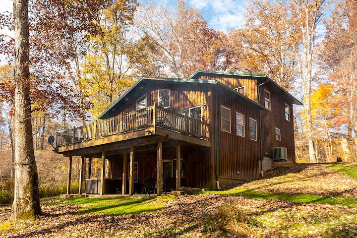 Lodge On Stony Creek - Secluded Cabin Getaway - Farmington, PA