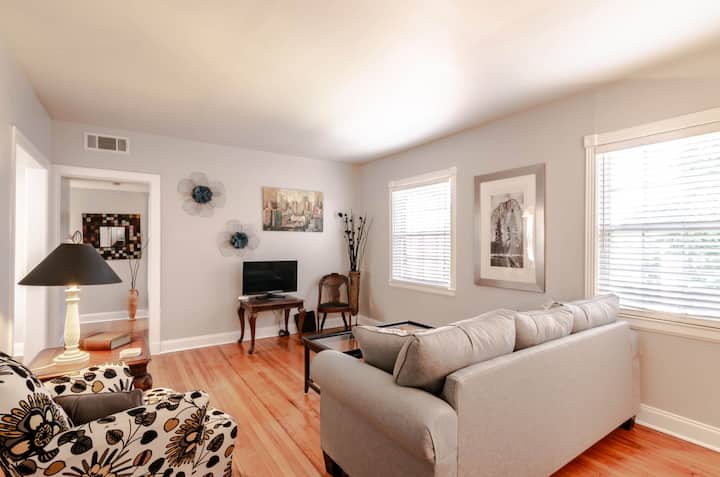 Sunny Summerville Court Condos - Mobile, AL