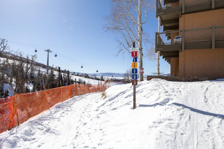 Great Location - Prv W/d, Heated Pool, Hot Tub, Tennis, Ski In Ski Out - Steamboat Springs