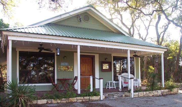 Mystic Hill Cottage Hilltop Suite - Wimberley