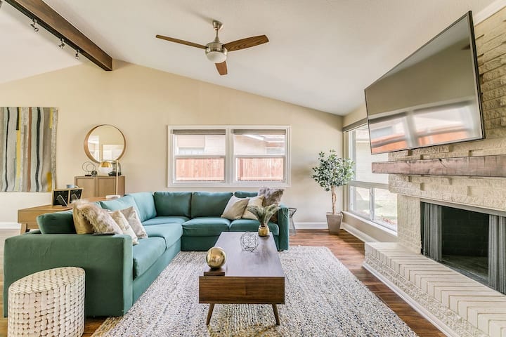 4-bd/3-ba Chic Timeless Elegance - 15 Mins To Dt - Carrollton, TX
