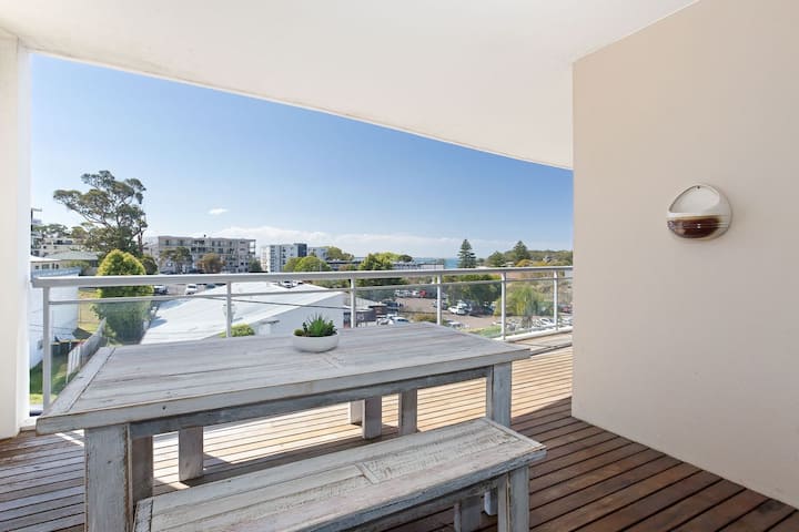 Cote D'azure, 13 61 Donald Street -  Air Con - Nelson Bay