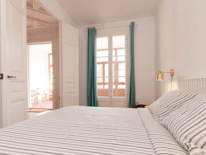 Modernist And Stylish Flat In The Eixample - Sant Adrià de Besòs
