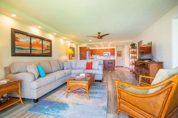 Wow! Corner Unit, Ocean View, Kaanapali Golf View - Maui, HI