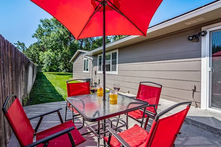 ☆Large Pet Friendly Home + Garage Near Fairgrounds - Boise, ID