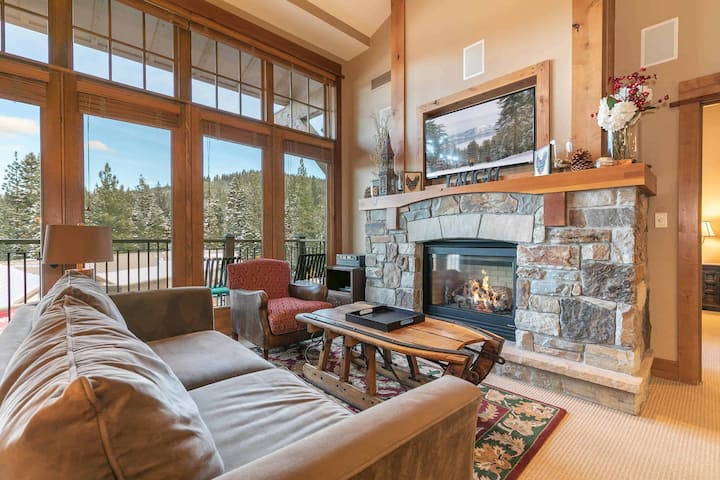 Catamount Lodge 401b - Top Floor Residence - Tahoe Vista, CA