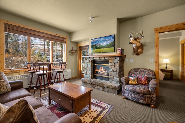 Direct Ski In/out Condo W/ Hot Tub And Gym! - Montana