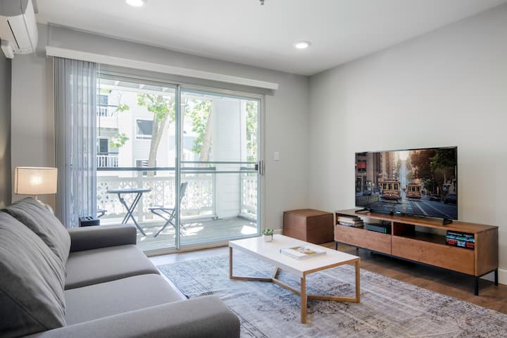 Dapper Downtown Mountain View 2br W/ Pool, Gym, Parking, By Blueground - Sunnyvale, CA