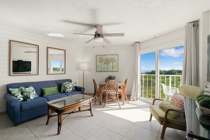 Modern And Coastal Ocean Pointe 2307 - Tavernier, FL
