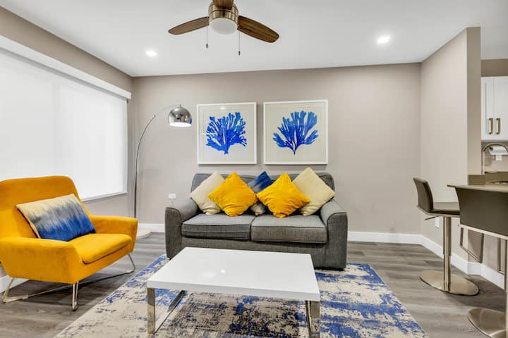 Ultra Magical Apartment At The Beach - Hollywood, FL