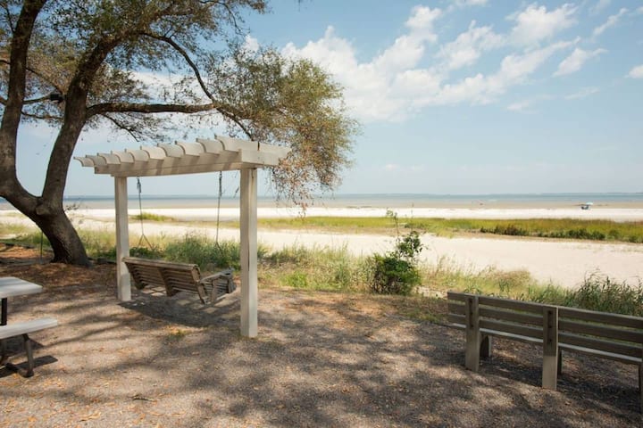 Seaside Bliss Awaits: Your Dream Beach Getaway! - Île de Hilton-Head, SC