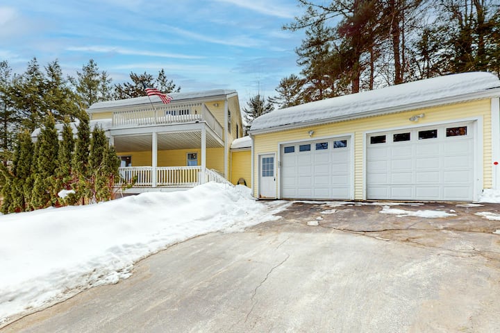3br Mountainview Dog Friendly | Balcony | W/d - Gilford, NH