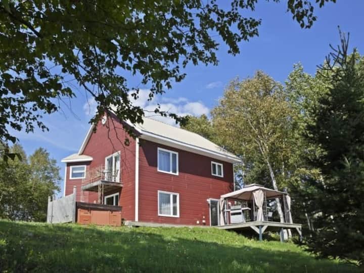 Hôtel à La Maison - Les Sabots Du Nord Avec Spa - Baie-Saint-Paul