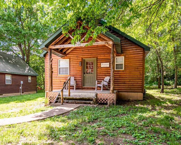 Honeymooner At The Cabins At Stockton Lake - Stockton Lake, MO