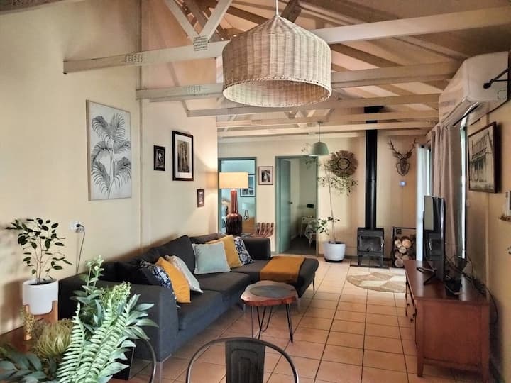 Woodmellow Family Holiday Cottage & Wood Stove - Metung