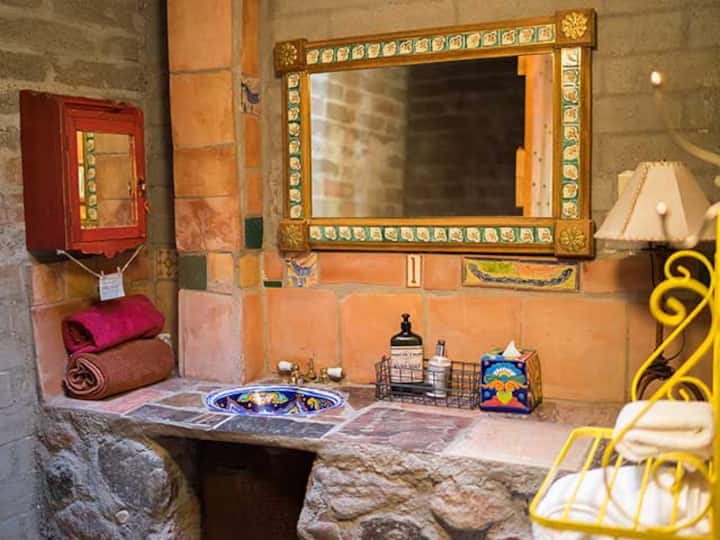 Mountain Casita At Aravaipa Farms Orchard And Inn - Mammoth, AZ