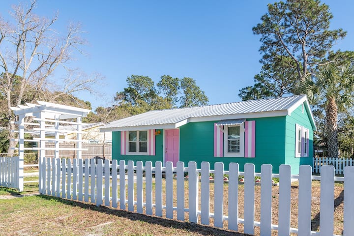 Madelyn's On The Marsh C1954! Pet-friendly! - Tybee Island, GA