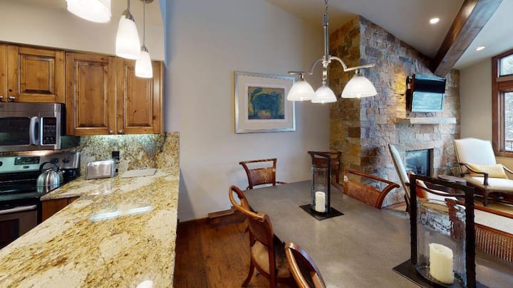 Diamond Condo W/ Bunks - Breakfast Included! - ベール, CO