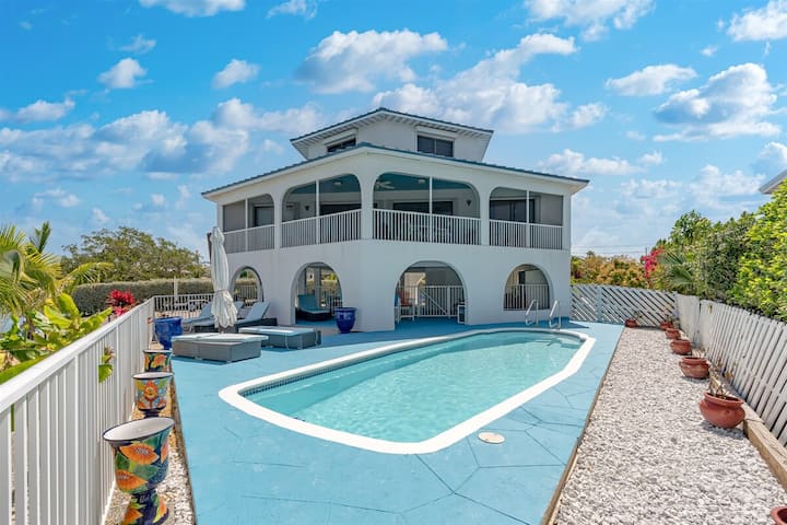 Casa Tranquilo ~ 360° Views & 80 Ft Of Dockage - Marathon, FL