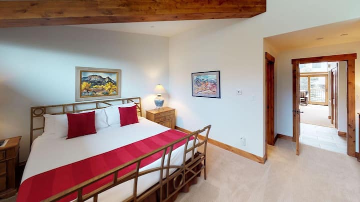 Platinum Condo For Families W/ Complimentary Bfast - Vail, CO