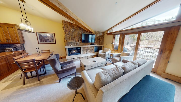 Diamond Condo @ Manor Vail - Free Daily Breakfast - Vail, CO