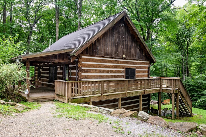 Hickory Ridge Log Cabin - Brown County, IN