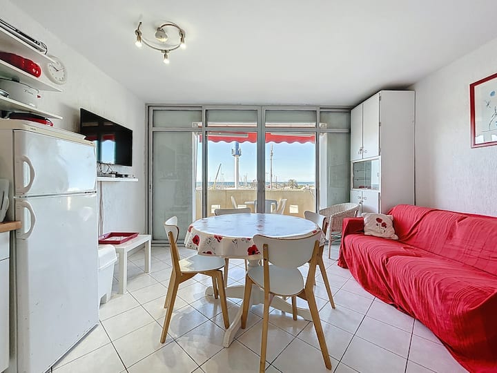 Le Rouget - Proche Du Port Et De La Mer - Parking - Fleury