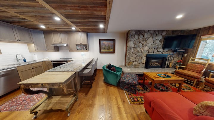 Platinum Condo With Extra Bedding - Bfast Included - Vail, CO