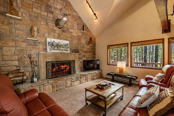 Wildlife | Hot Tub | Fireplace | Elk Meadow - Angel Fire, NM