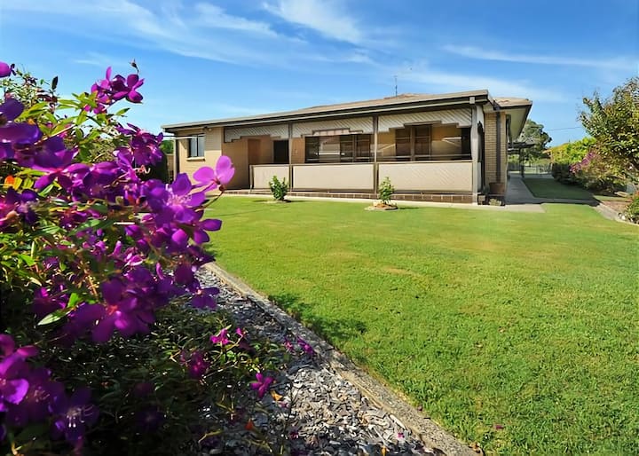 This Gorgeous Family Home Truly Is The Hidden Gem In Sawtell. - Coffs Harbour