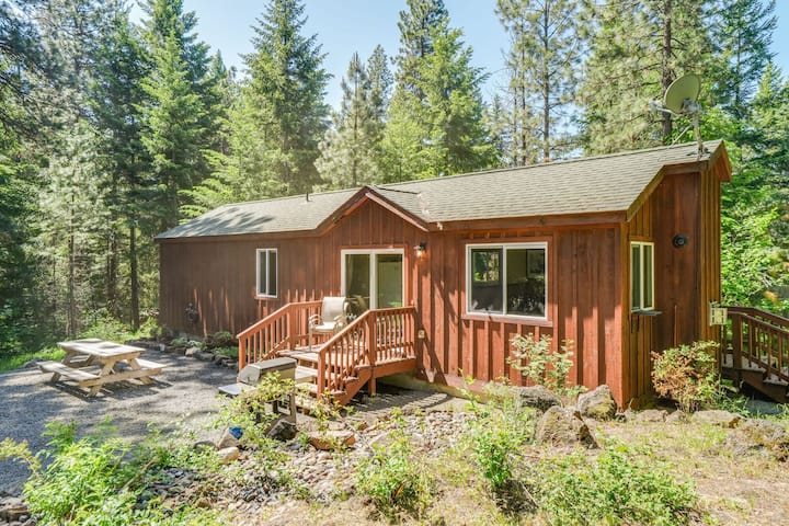 Comfy Cabin For R&r In Trout Lake Near Mt. Adams - Trout Lake, WA