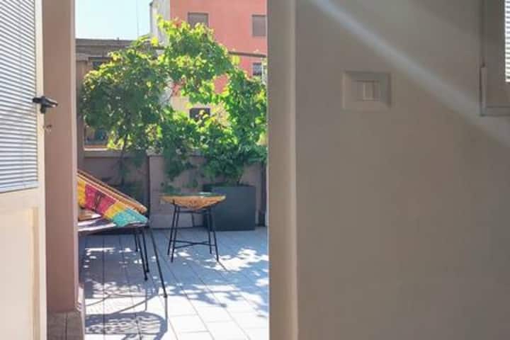 Open Space Con Terrazza, Milano Dateo - Milan