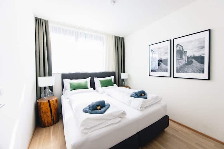 Modernes Apartment Mit Balkon & Parkplatz "Aubach" - Graz