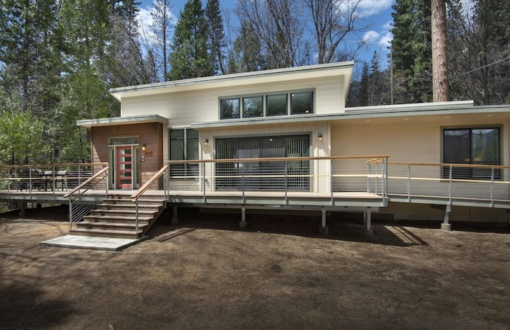 11r Spring Meadow Retreat - Wawona, CA