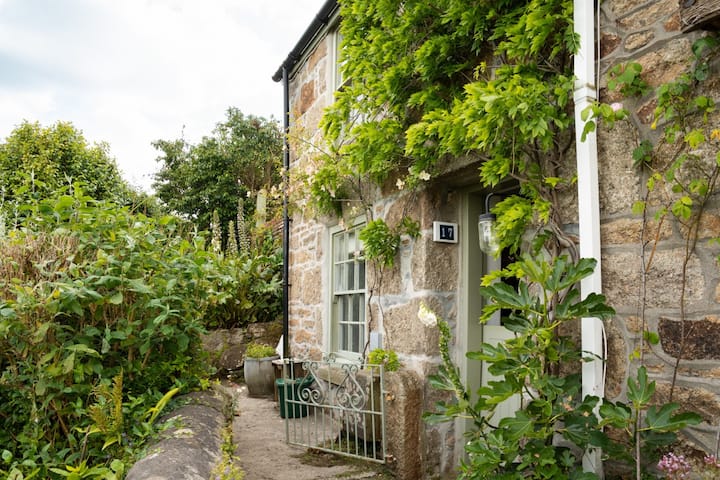 Granite Cottage In Newlyn With Sea Views & Garden - 毛斯爾