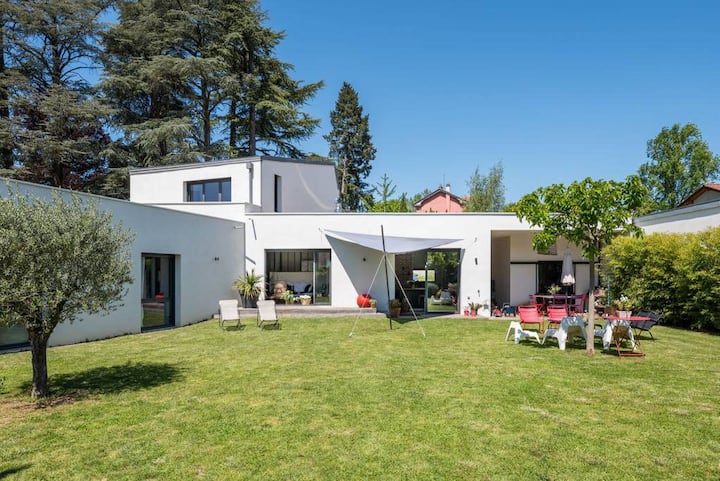 Togo - Stunning Contemporary Architect's House - Lyon