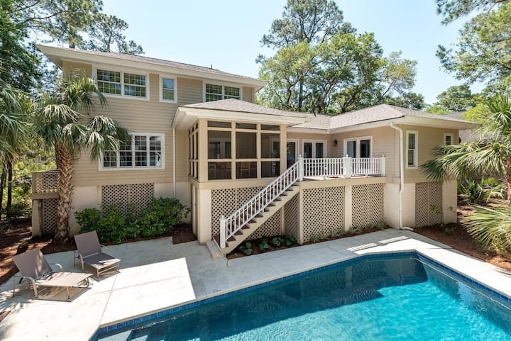 110 Governors: Main + Guest House, Private Pool - South Carolina