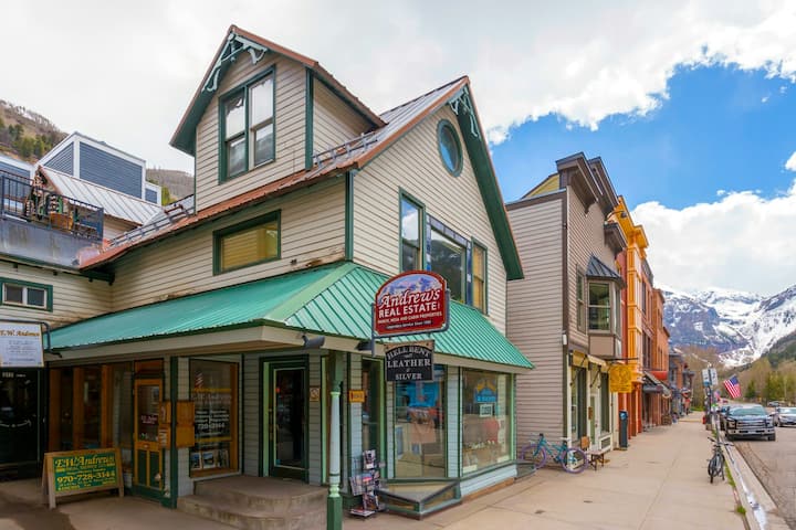 Incredible 2br Above Main Street | Great Location - Telluride, CO