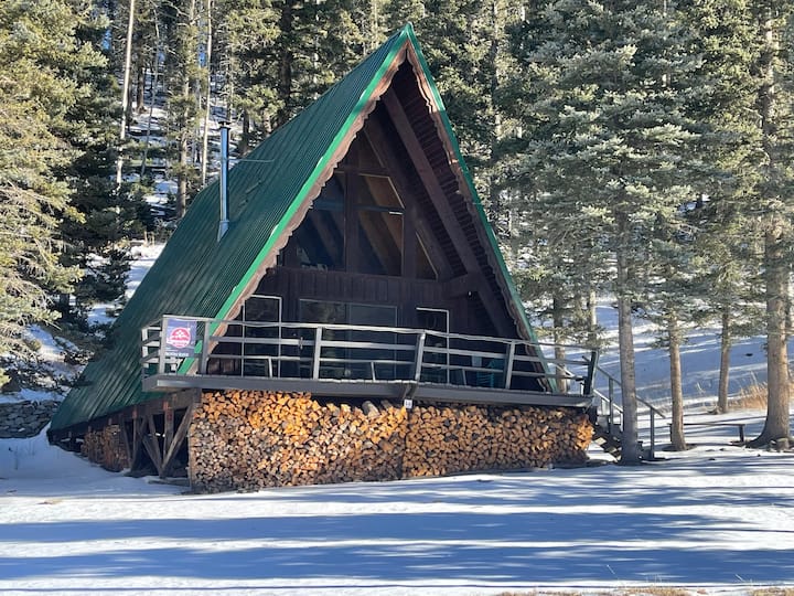 Elk Run A-frame - Cabin In The Upper Valley, Wifi, - Taos Ski Valley, NM