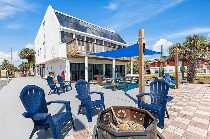 Sea Turtle Oceanside Suite | Flagler Beach - Flagler Beach, FL