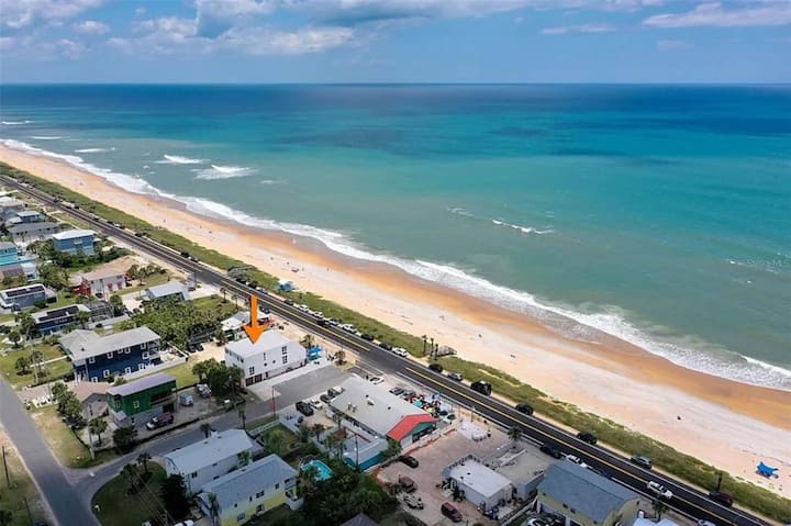Pelican Suite | Bombora Suites | Steps To Beach - Flagler Beach, FL