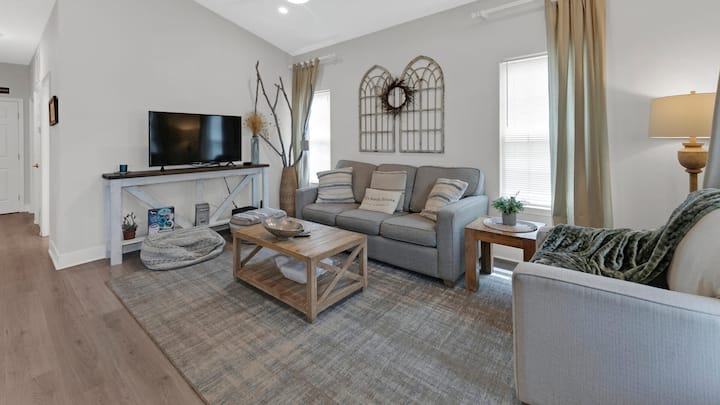 Kk's Beach House | Seagrove Escape | Walk To Beach - Seagrove Beach, FL