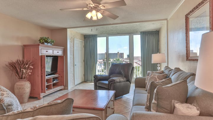 Dolphin Point 404b: Harbor View Condo|beach Access - Destin, FL