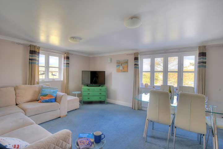 9 Maritime House - Burton Bradstock
