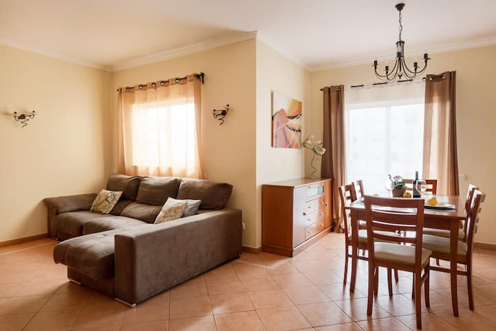 Central Albufeira Stay | Balcony & Ac - Albufeira