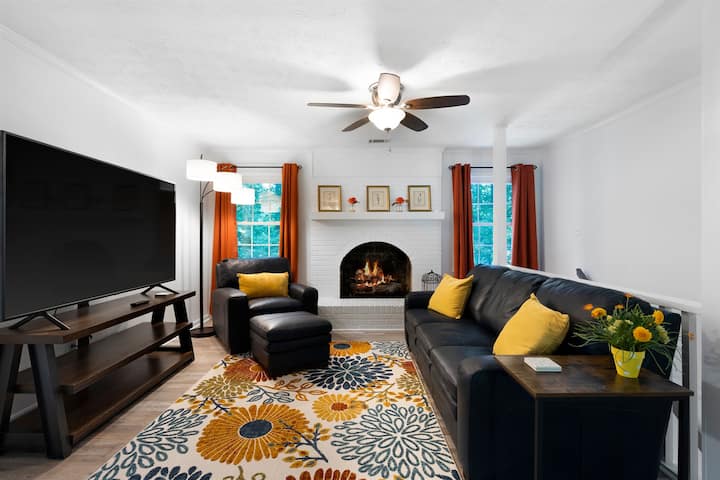 Spacious Spanish-style Ranch Convenient To Atl - Dallas, GA